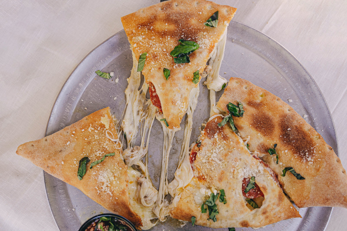 Traditional Calzone | V Pizza Shipping